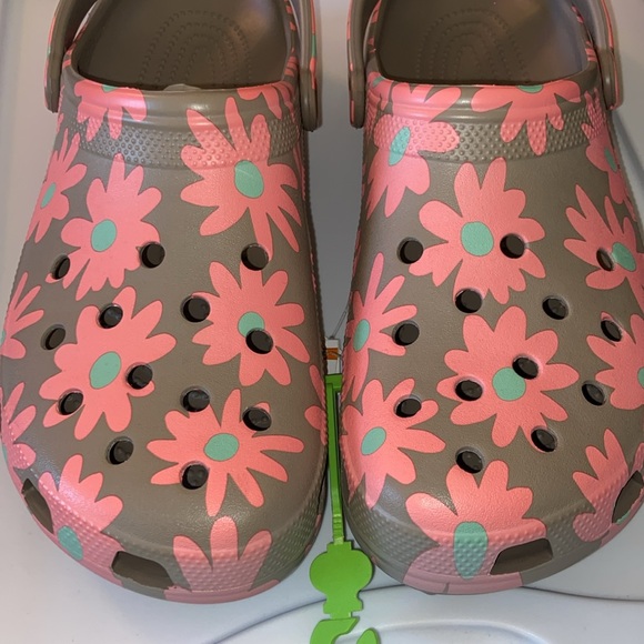 CROCS | Shoes | Crocs Classic Retro Resort Clog | Poshmark